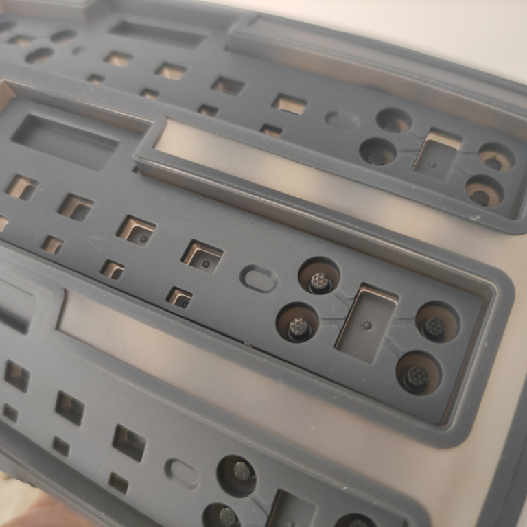 Silicone Rubber Conductive Buttons Keypads with Carbon Pills